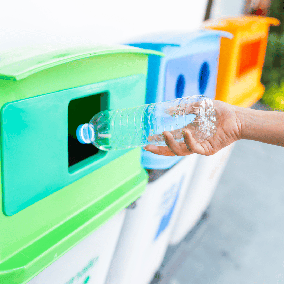 Рециклиране на пластмаса и отпечатъкът ѝ върху природата | Opasnite.bg